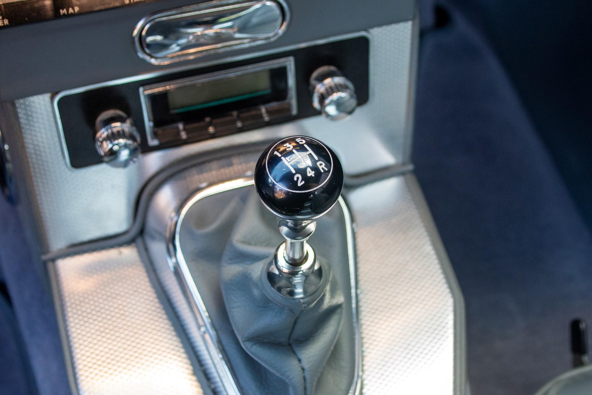 Revolutionise your E-Type With a 5-Speed Gearbox